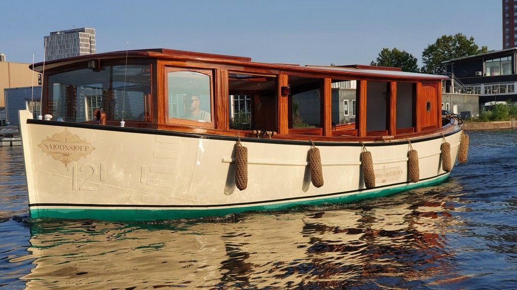 Kom aan boord op de Agatha - Amsterdam Boat Experience